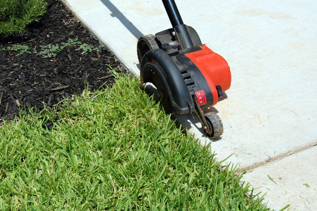 How to Use a Lawn Edger | Blain's Farm & Fleet Blog